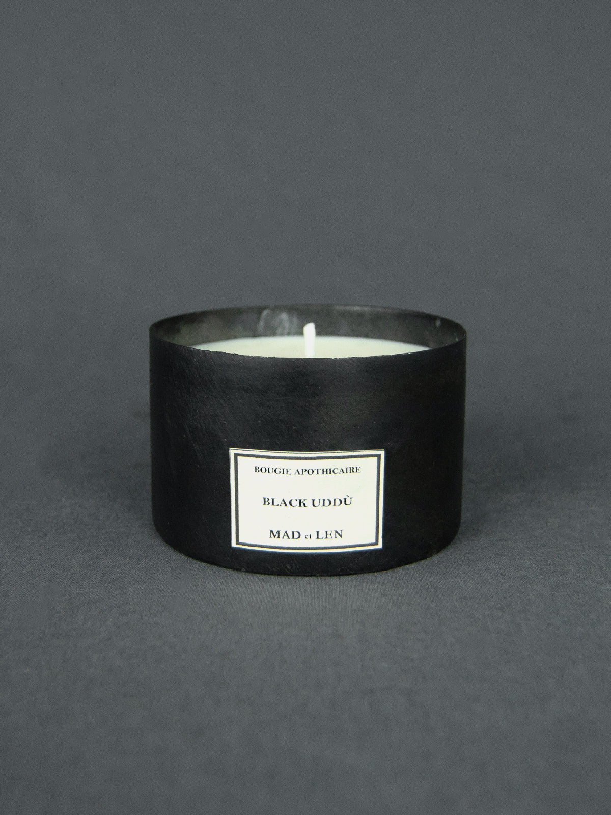 MAD et LEN - Black Uddu Mini Duftkerze 180g | BFORM Onlineshop – BADINFORM